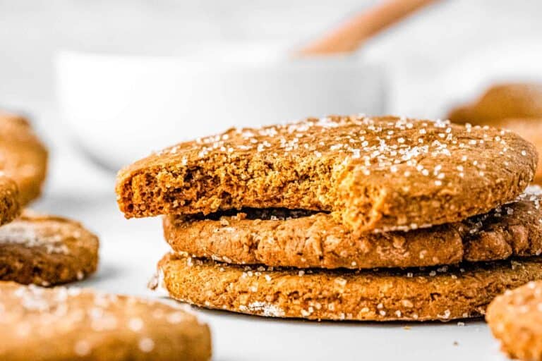 25 Vegan Cookies Recipes You Won't Feel Guilty About Eating - Happy ...