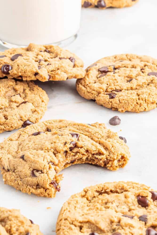 Plant-Based Chocolate Chip Cookies - Happy Food, Healthy Life